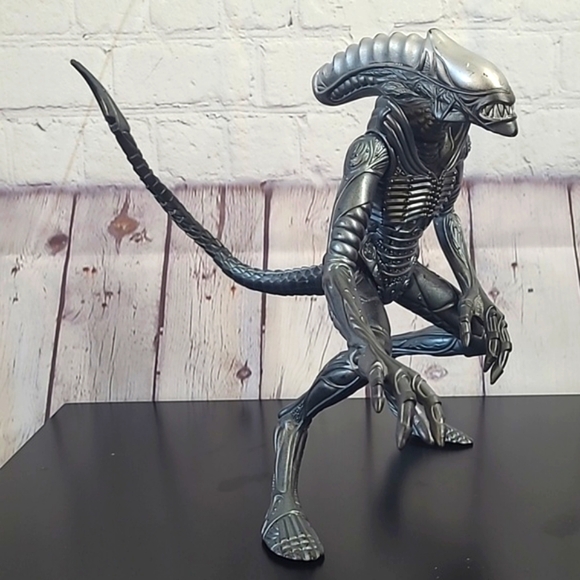 Vintage | Toys | Vintage Rare 9s Alien Vs Predator Collectible Posable ...